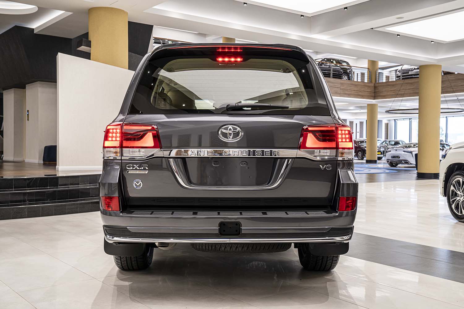 TOYOTA LANDCRUISER GXR - Muhanad Cars